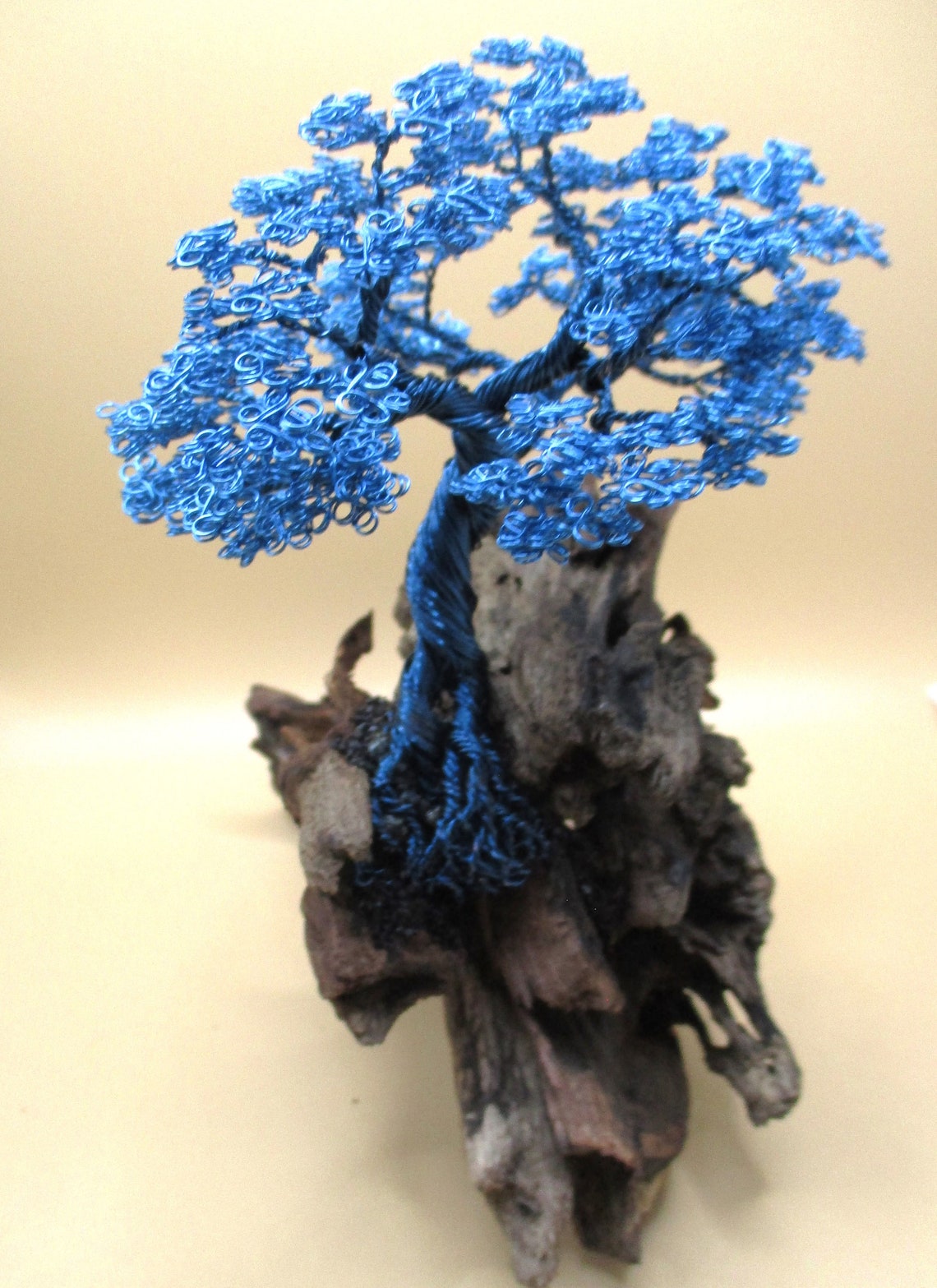 Blue Wire Tree on Driftwood - Etsy