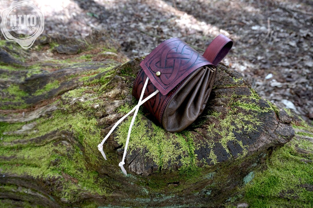 ᚠᛉᚢ Viking Leather Pouch: Viking Knot Handmade Medieval Drawstring ...
