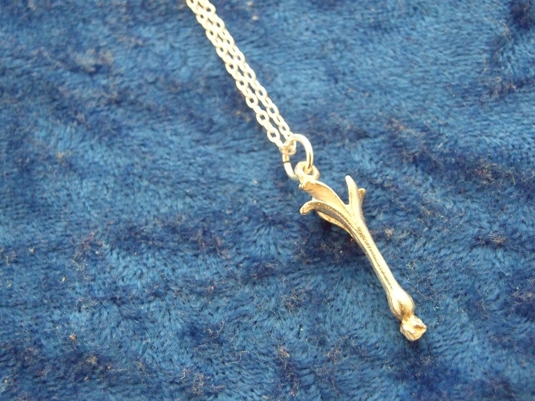 Welsh Leek Pendant Necklace, Sterling Silver Wales National Emblem ...