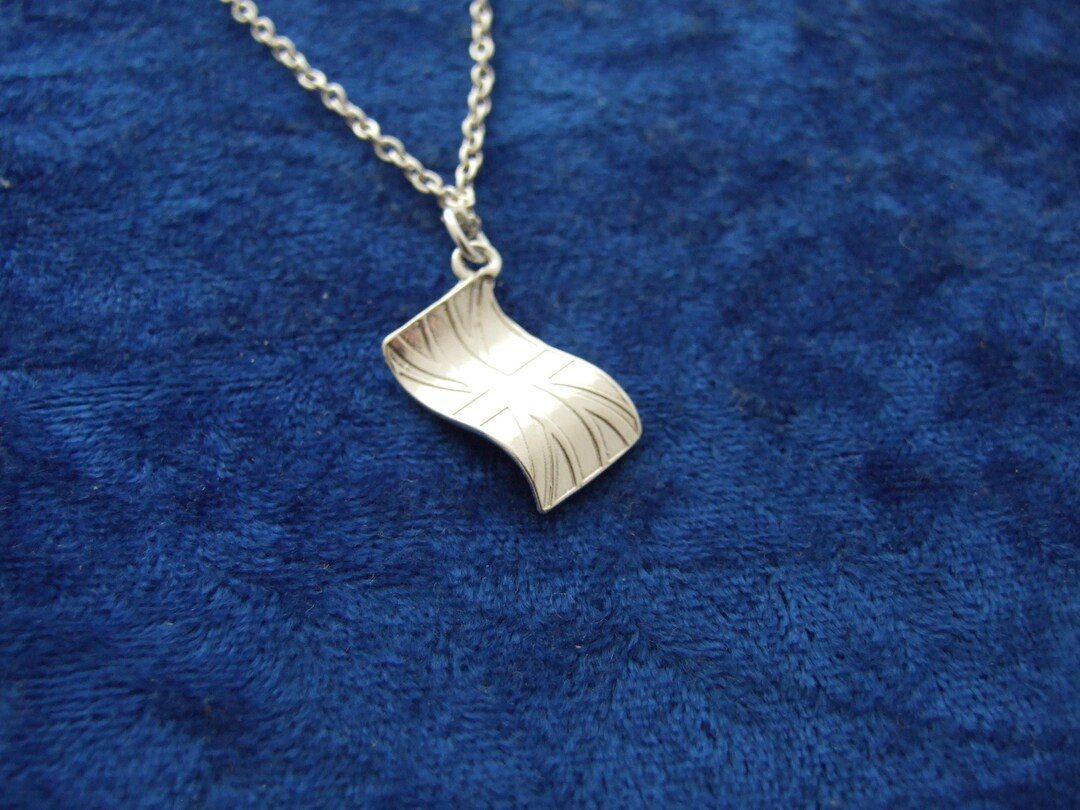 British Flag Union Jack England Pendant Charm Necklace in Sterling ...
