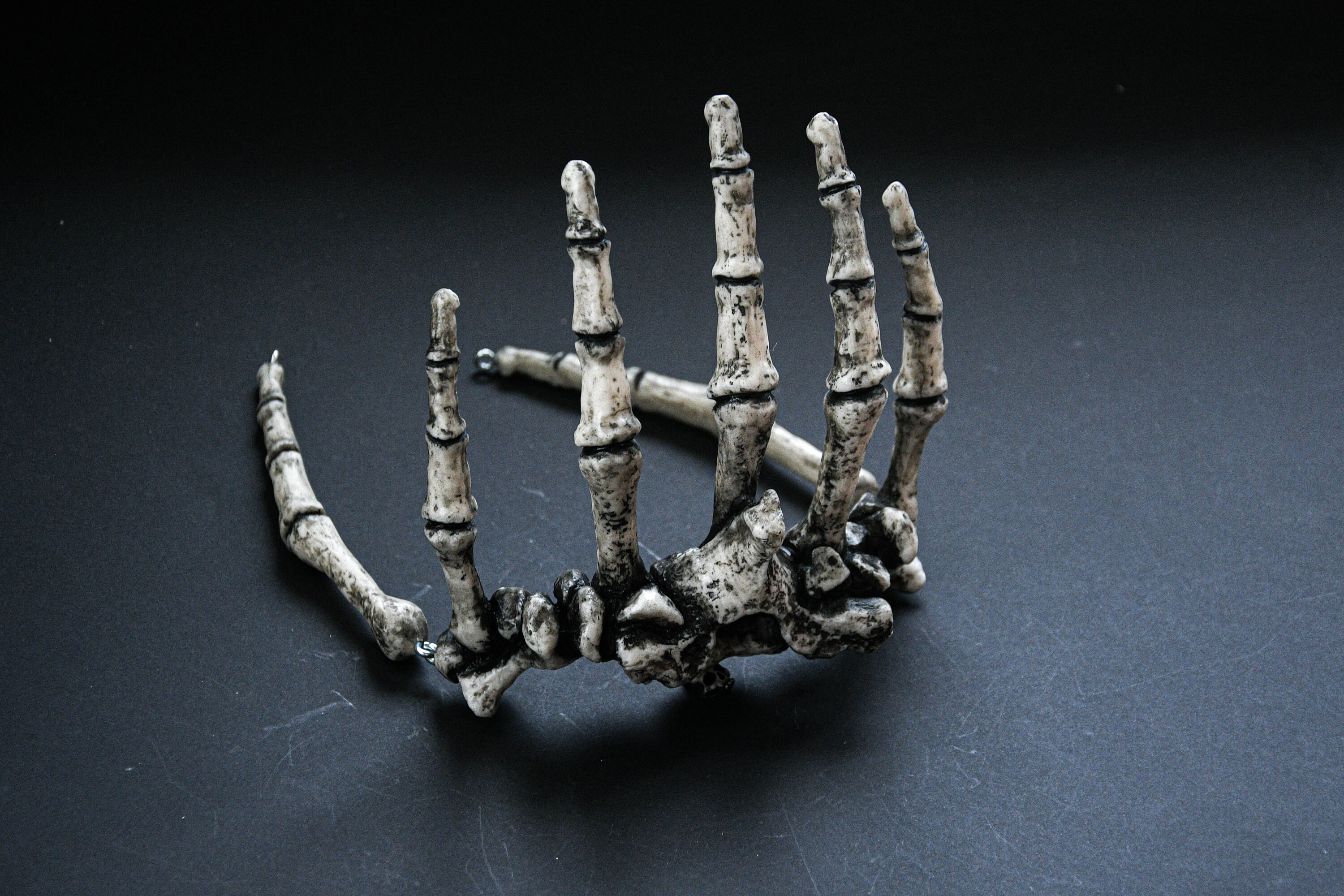 BONE CROWN KING Crown Crown Charm Resin Finger Bone | Etsy