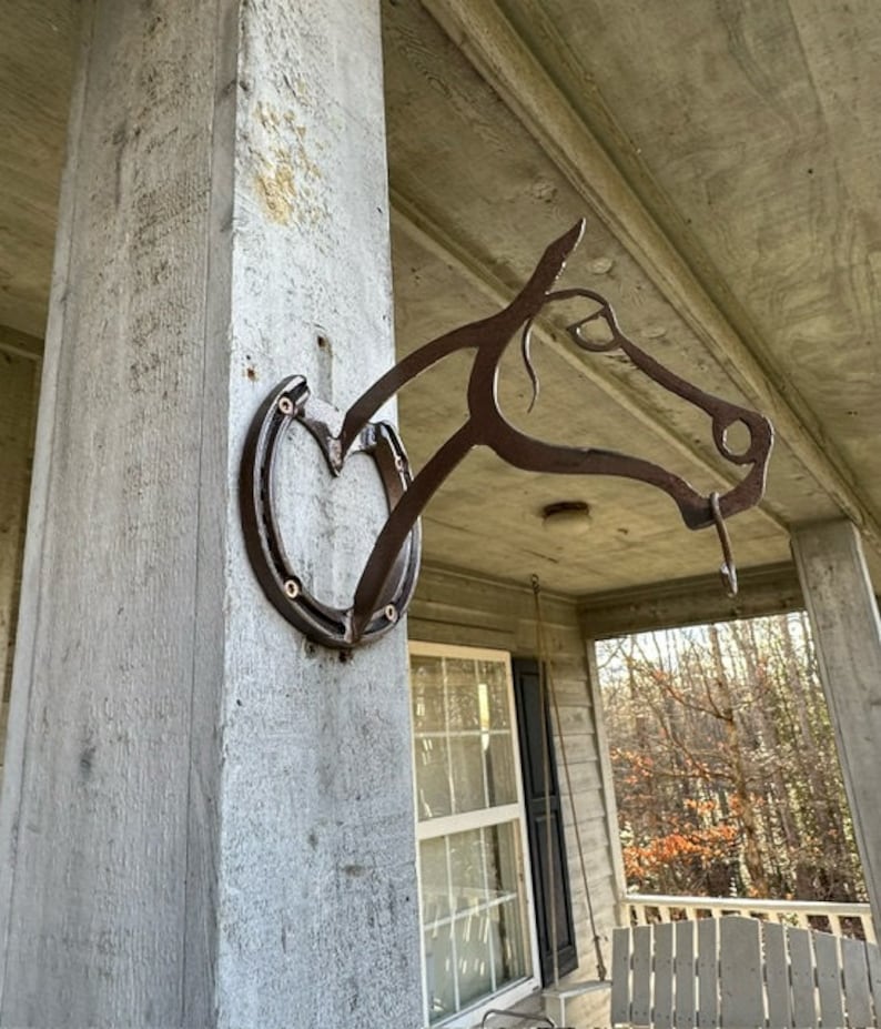 Handcrafted Horse Head Plant Hangers: A Fusion of Artistry and ...