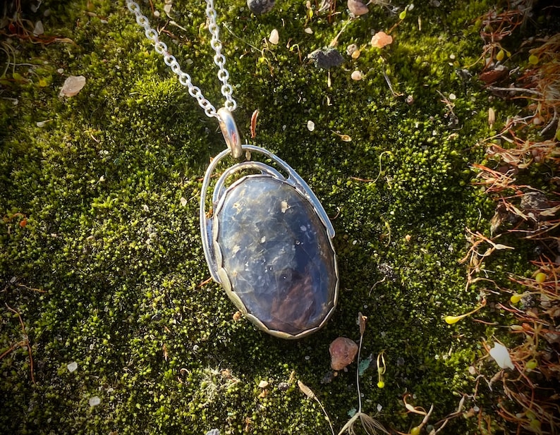 Virginia Blue Quartz Pendant - Etsy