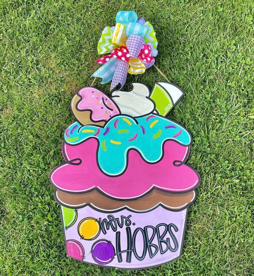 Donut Cupcake Door Hanger, Teacher Door Hanger, Classroom Decor, Donut ...