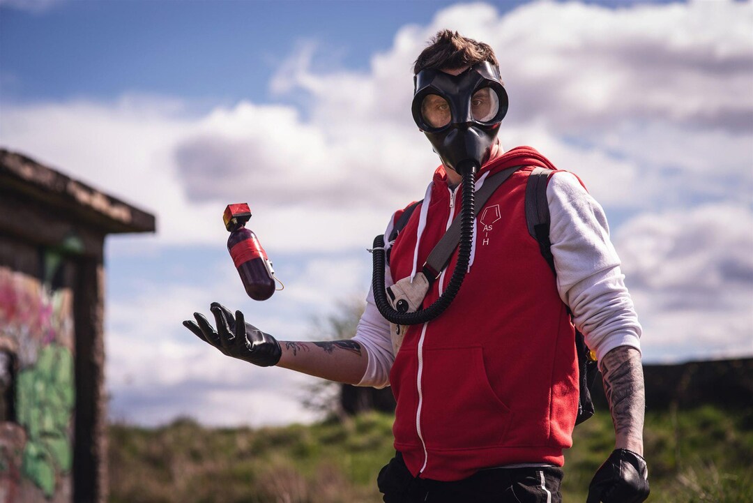 Smoke Elite Gas Canister, R6S, Cosplay Prop, 3D Printed - Etsy