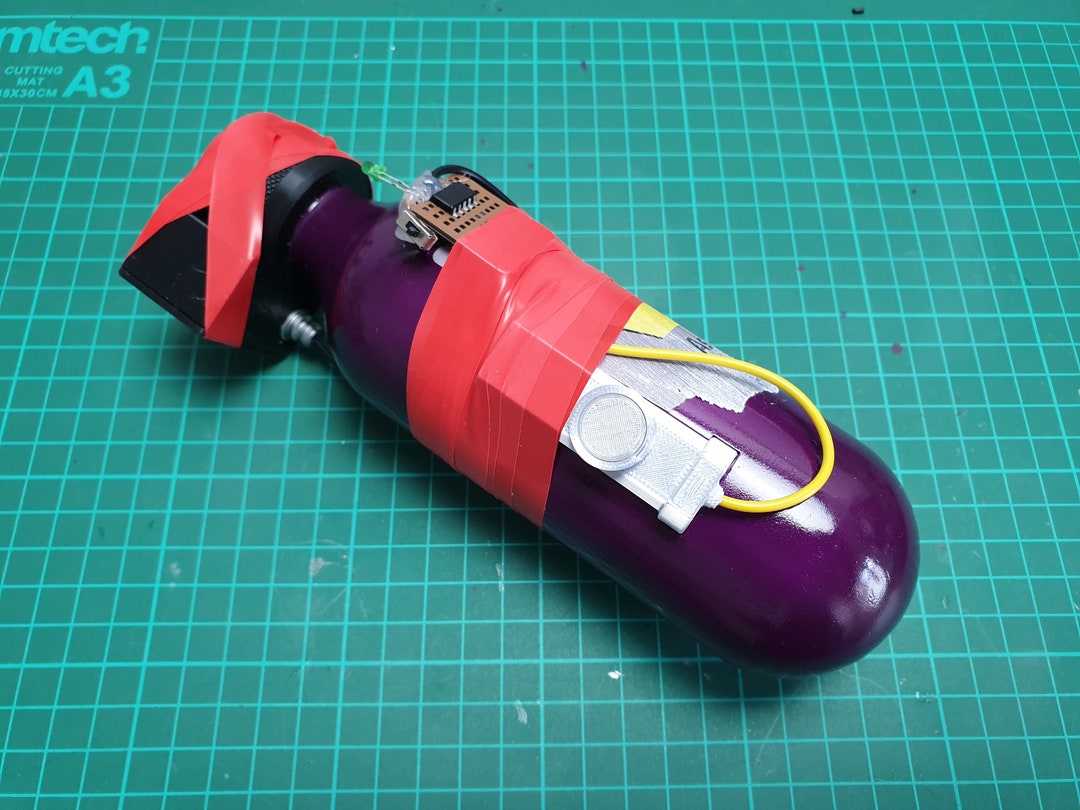 Smoke Elite Gas Canister, R6S, Cosplay Prop, 3D Printed - Etsy