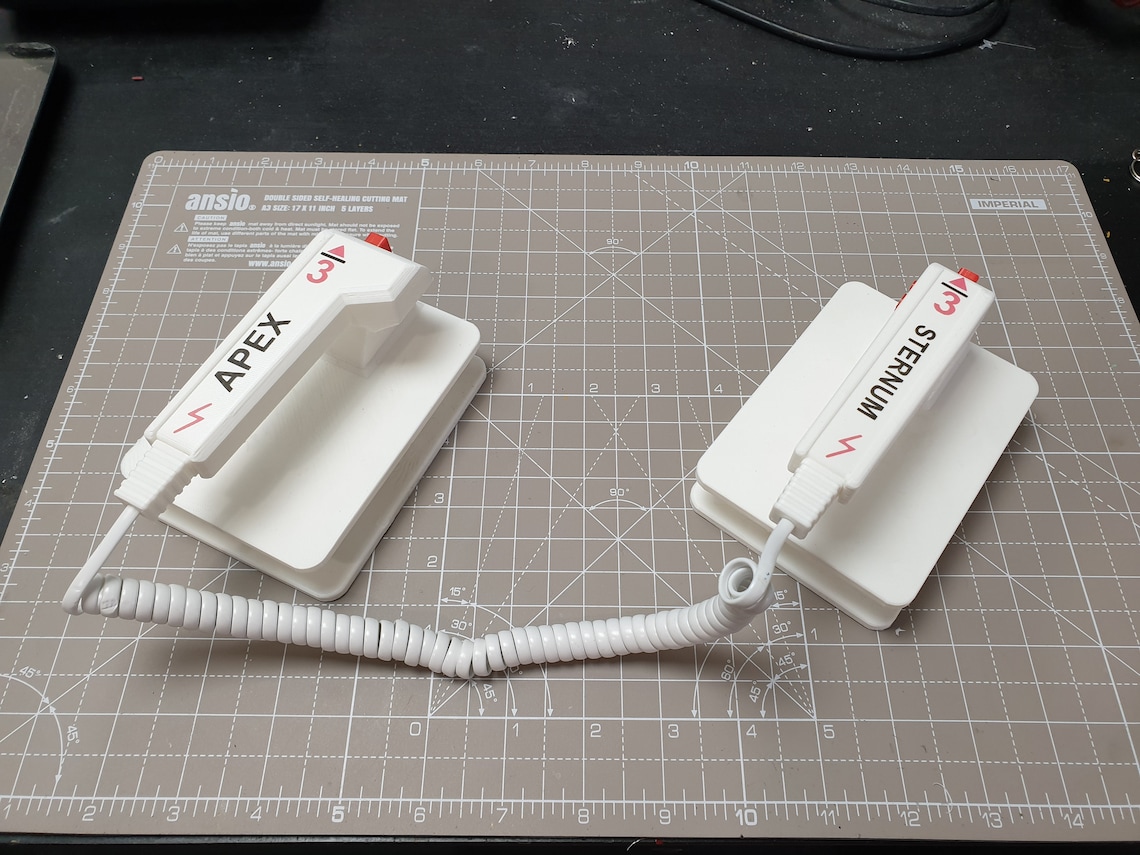 Doc Defib Paddles, R6S, Cosplay Prop, 3D Printed - Etsy