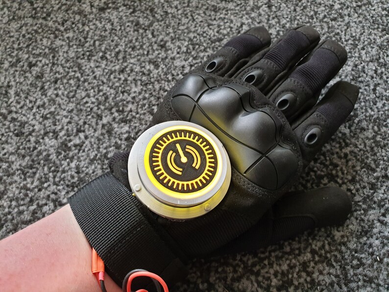 Nøkk HEL, R6S, Cosplay Prop, 3D Printed, Nokk Gadget - Etsy