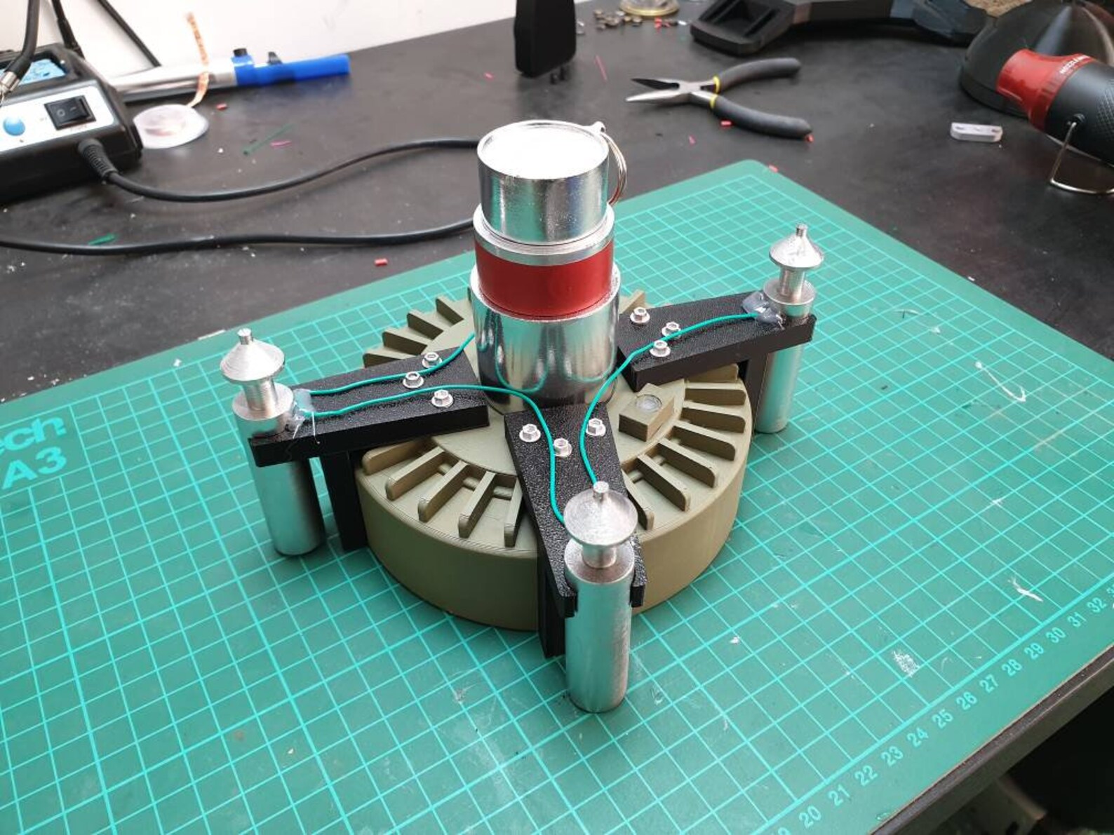 Fuze Cluster Charge R6S Cosplay Prop 3D Printed - Etsy UK