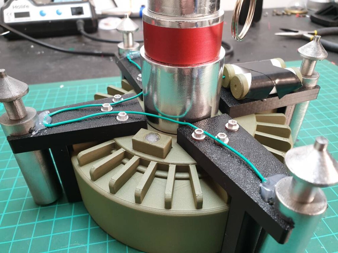 Fuze Cluster Charge R6S Cosplay Prop 3D Printed - Etsy Canada