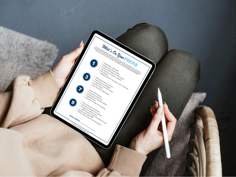 Team Building Games Whats on Your Phone Icebreaker Games Office Party ...