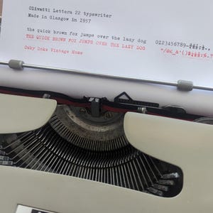 Olivetti Lettera 22 Typewriter Made in UK in 1957, Fully Functional ...