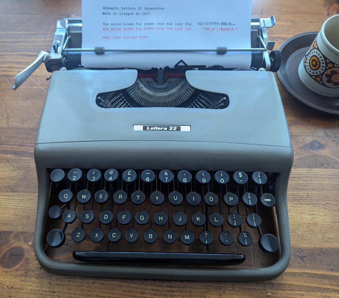 Olivetti Lettera 22 Typewriter Made in UK in 1957, Fully Functional ...