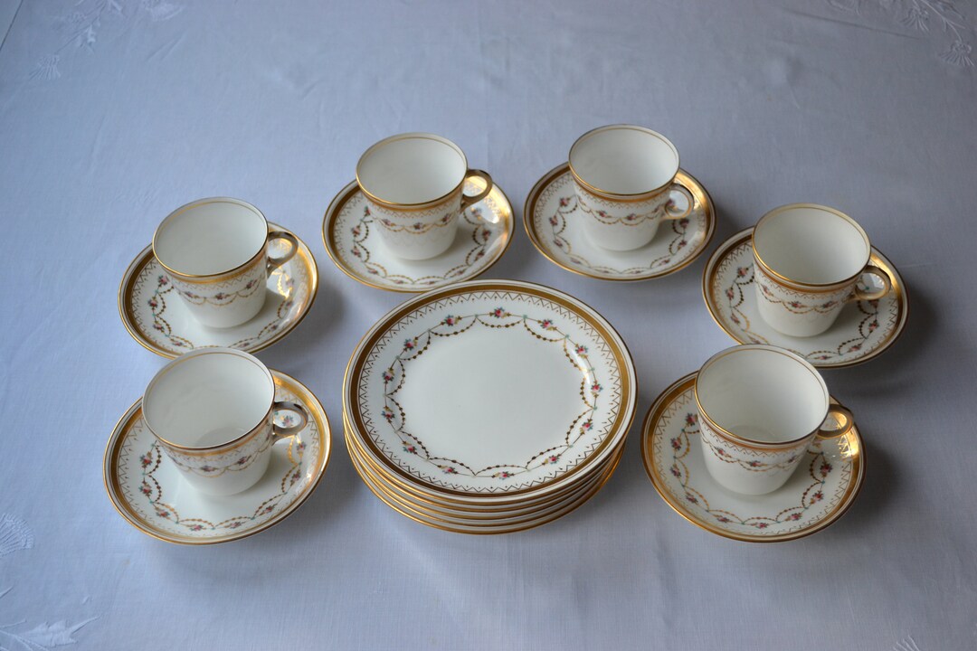 18 Piece China Tea Set With Pretty Rose and Gilt Design, Comprising Six ...