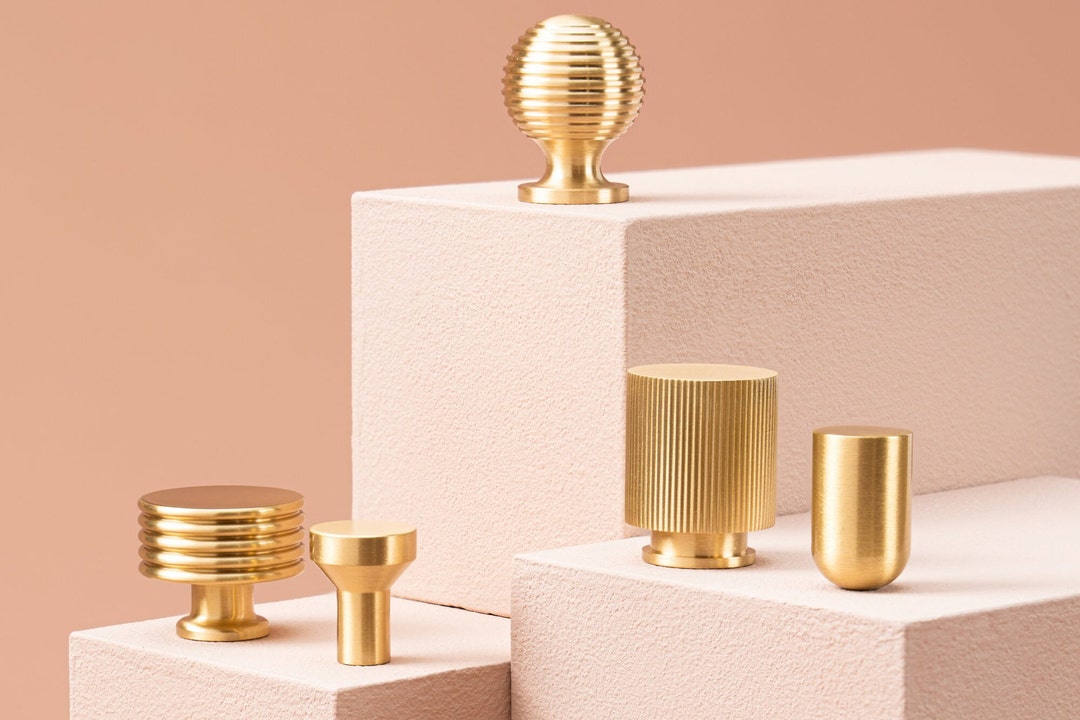 Solid Brushed Brass Round Knobs Brass Cabinet Knobs, Drawer Handles Pull Dresse, Furniture ...