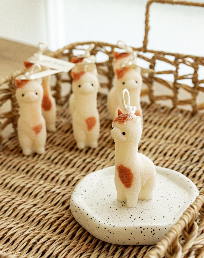 Alpaca Candle: Buttery Hazelnut Scented Soy Wax Animal Candle - Etsy