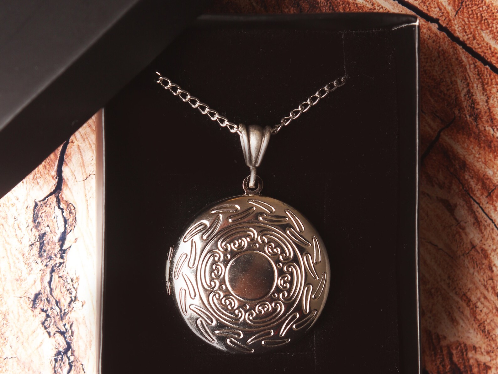 Personalized Locket Necklacepersonalized Photocustom Photo - Etsy