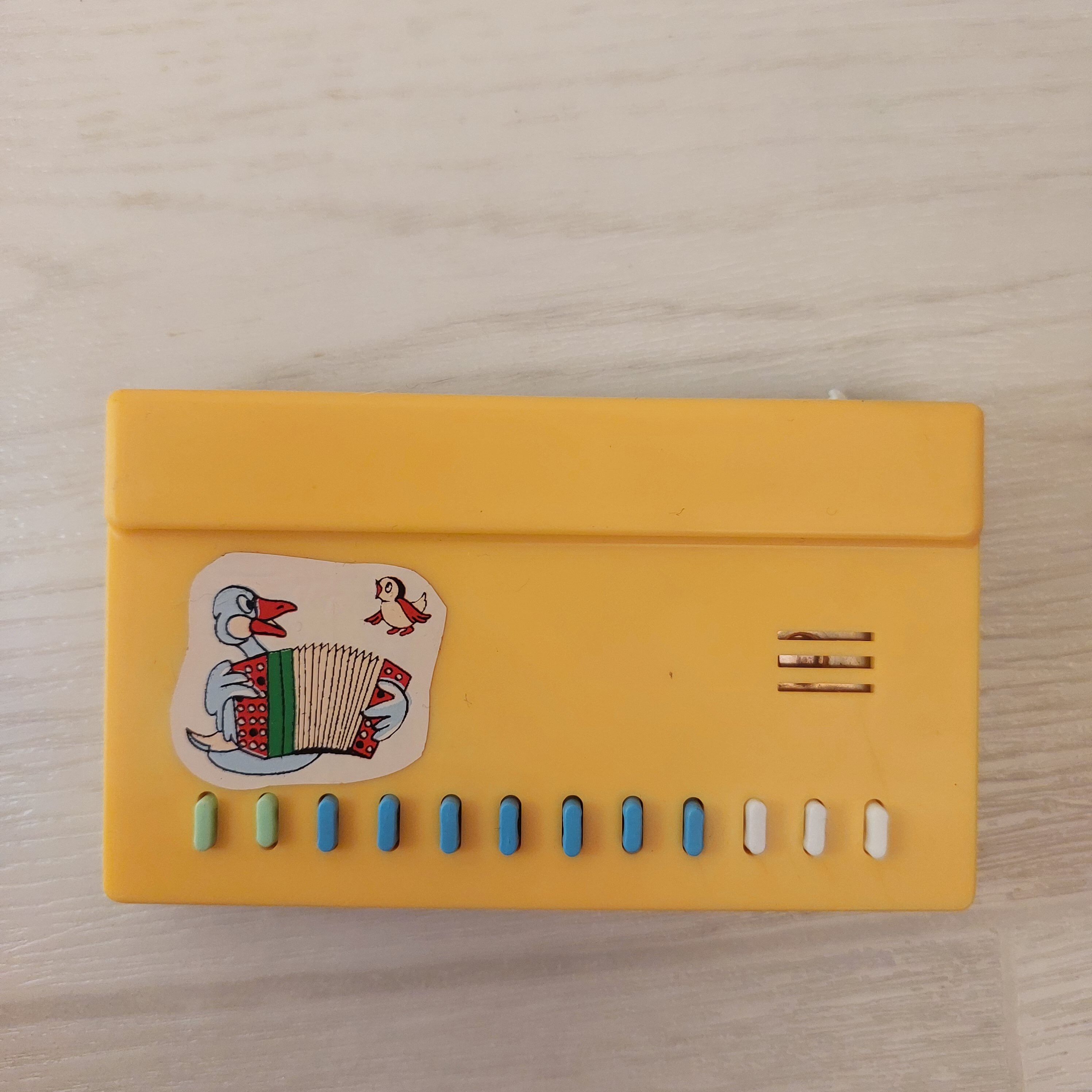 1993 Ukrainian Children's Synthesizer Electromusical Toy - Etsy