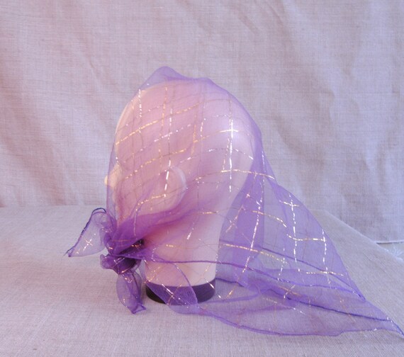 Vintage 1950s Lilac Sheer Pin Up Scarf With Gold Lurex Gem