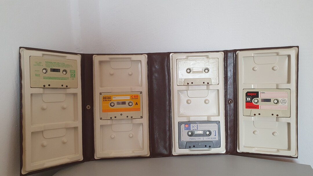 Vintage 24 Audio Cassette Holder Album Book With 5 Extra Cassettes for ...