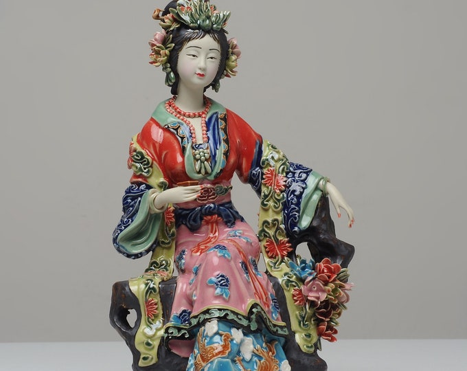 Ceramic Ladies Sculpture-ceramic Sculpture/character Decoration/home ...