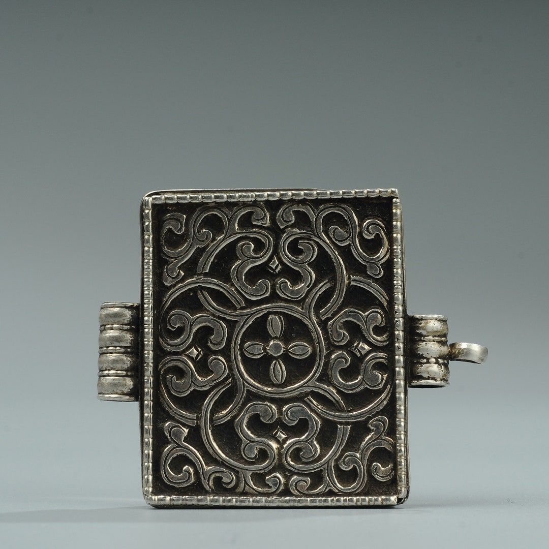 Tibetan Antique Jewelry Box-gawu Box,personalized,religious Art ...