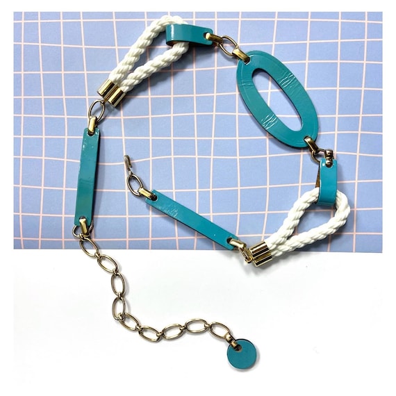 Vintage 60s/70s chain belt. Turquoise blue leather pa… - Gem