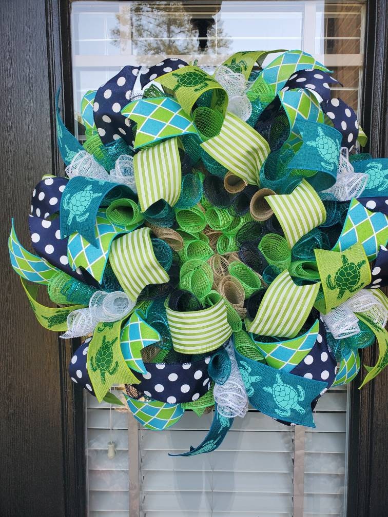 Swimming Sea Turtles Wreath | Etsy