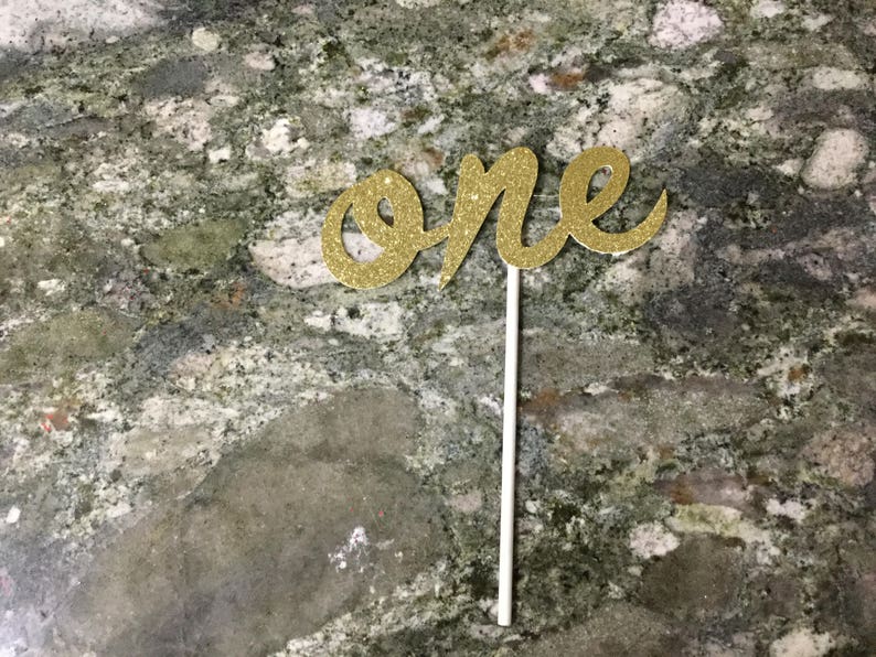 Personalized Cake Toppers and Signs - Etsy
