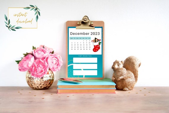 Bitmoji MINI Clipboard Calendar 2022-2023 Calendar-desk - Etsy