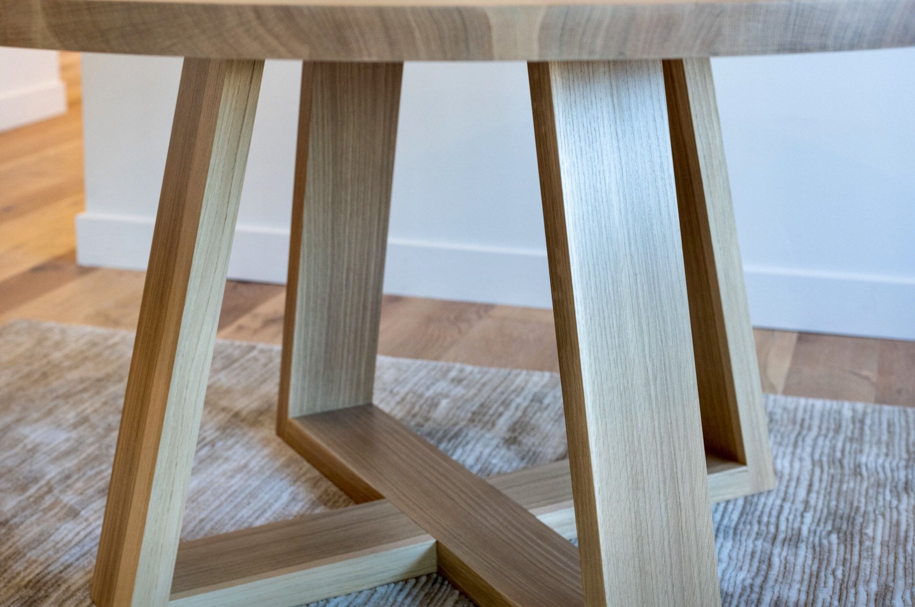 PUNTA PERFECTA White Oak Round Dining Table | Etsy