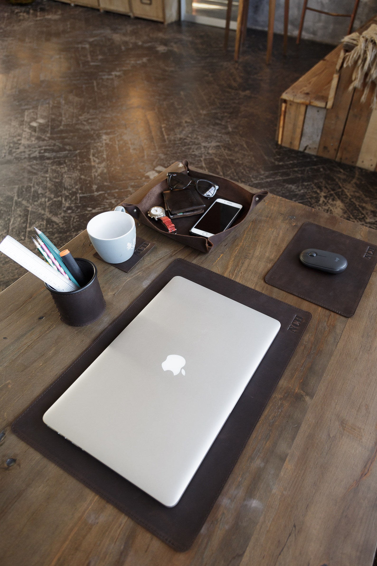 Pen Tray Mat Mousepad Set Personalized Pen Holder for Desk | Etsy Canada