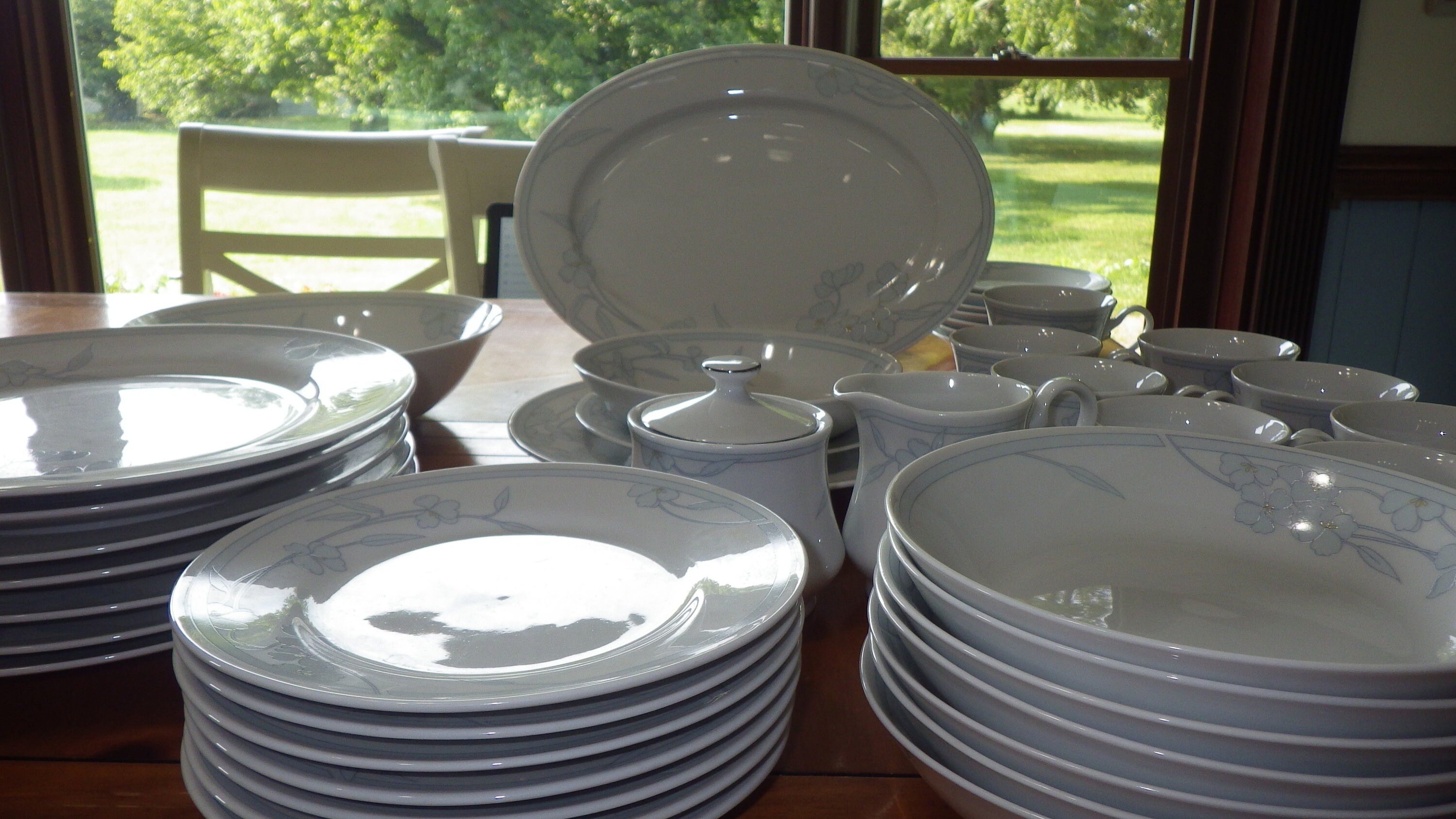 Fine China Dinnerware Set Blue Floral Design Service for 8 EUC - Etsy