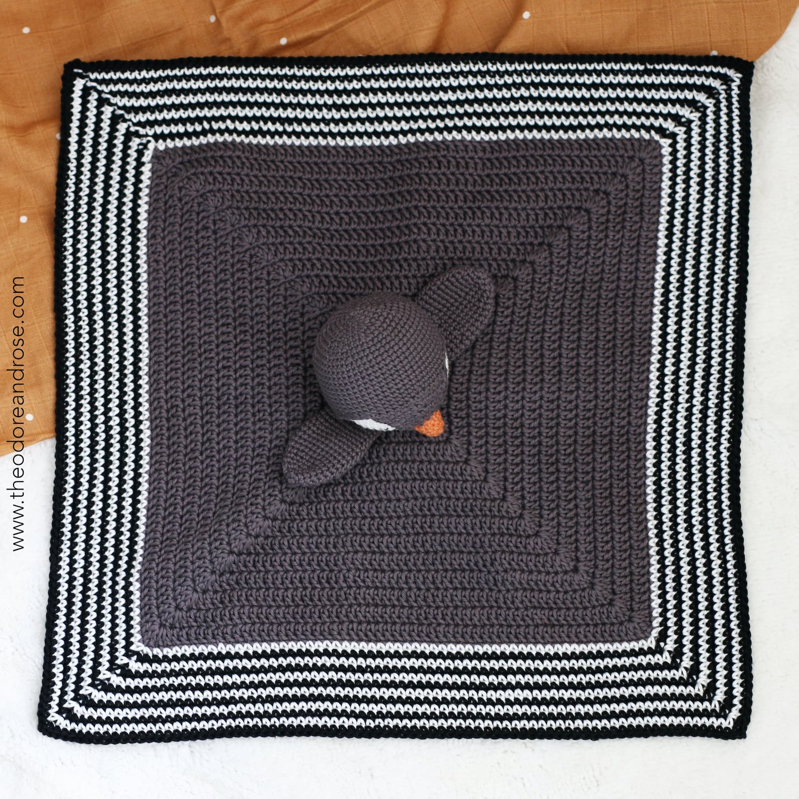 Crochet Lovey Pattern Po the Playful Penguin Security - Etsy Canada