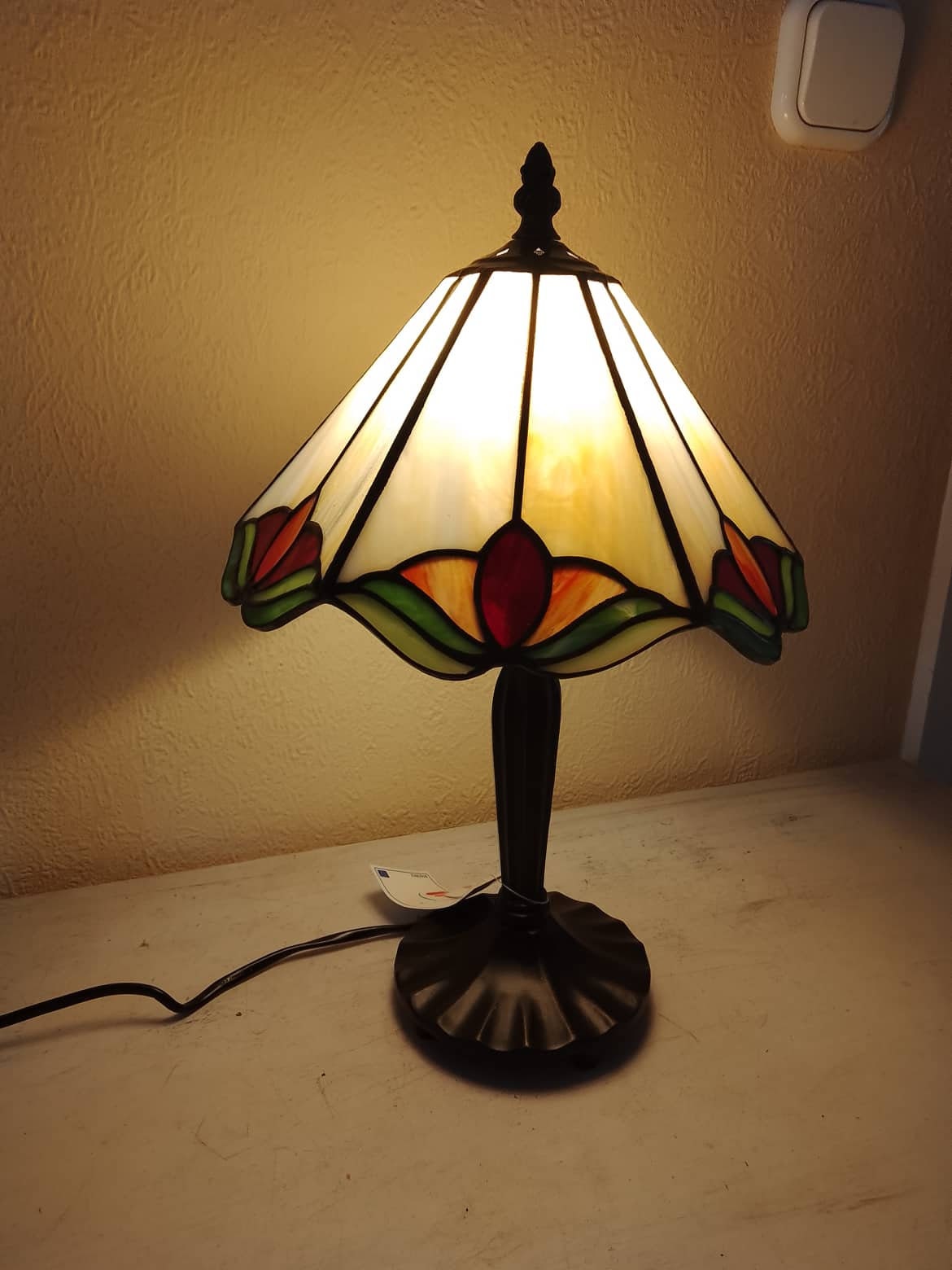 Stained Glass Lamp With Tulip, Stain Glass Lampe Shade Pattern, Tiffany ...