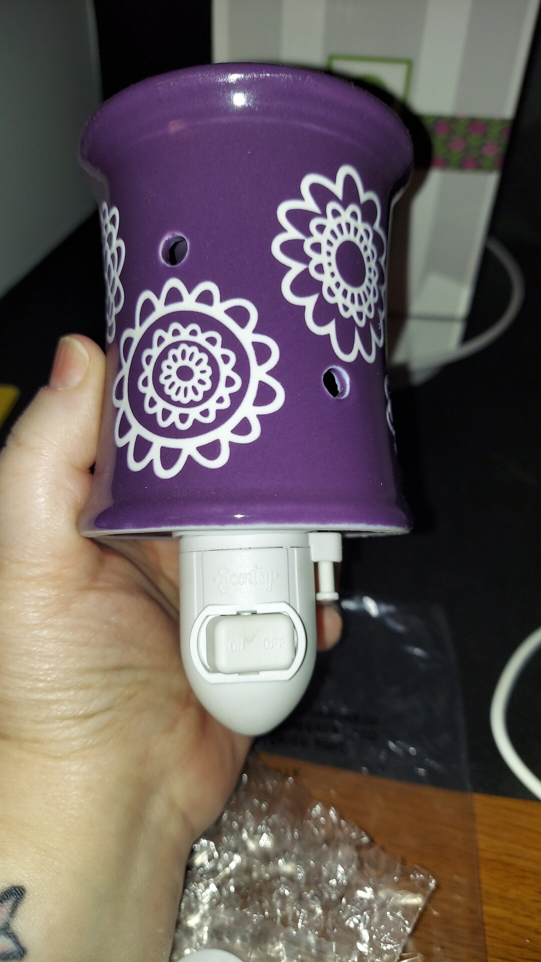 Scentsy Daisy Craze Purple Warmer Plug in Retired - Etsy