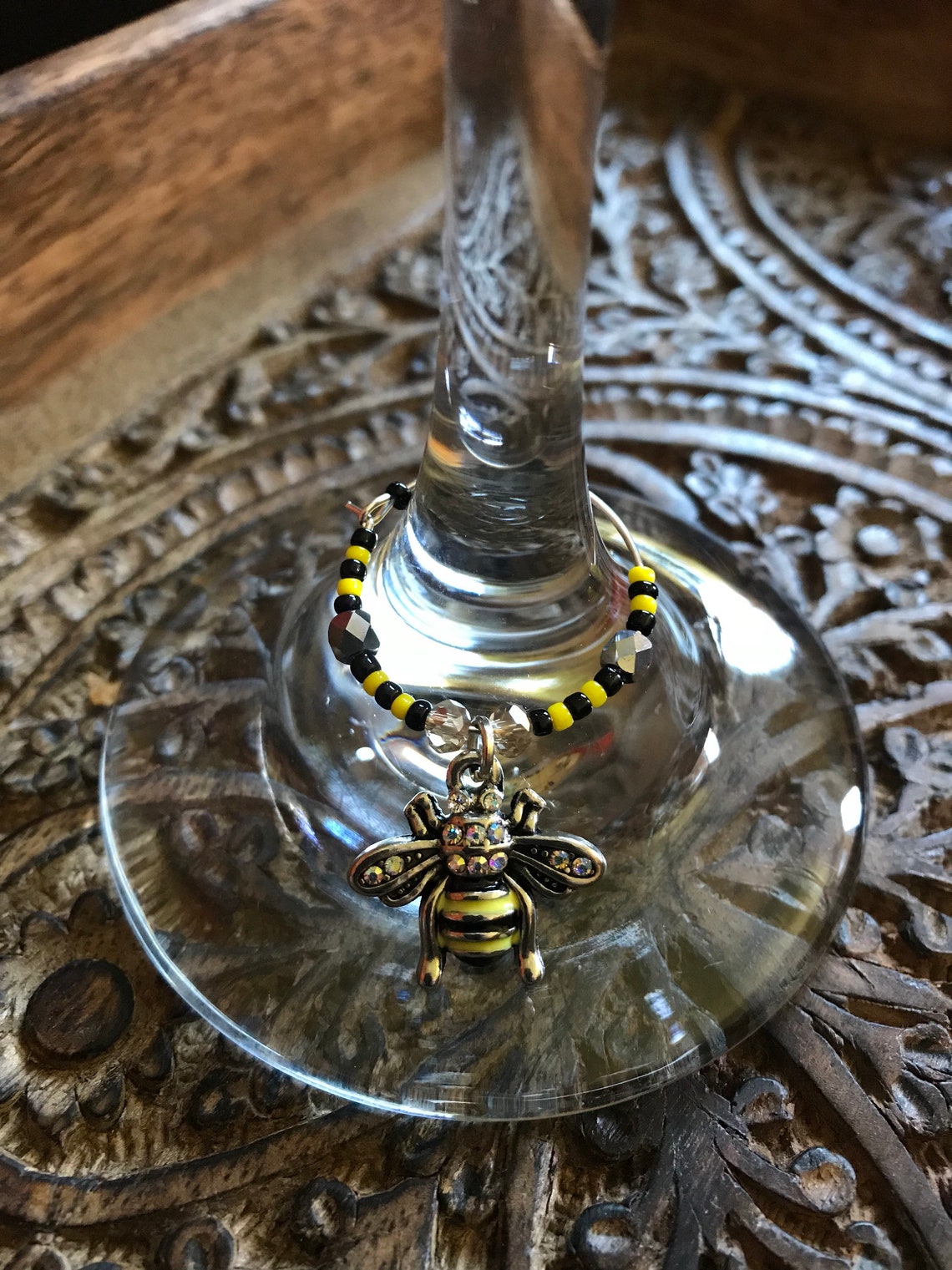 Engraved Bumblebee Wine Glass,engraved Bee Wine Glass,bumblebee Lover ...