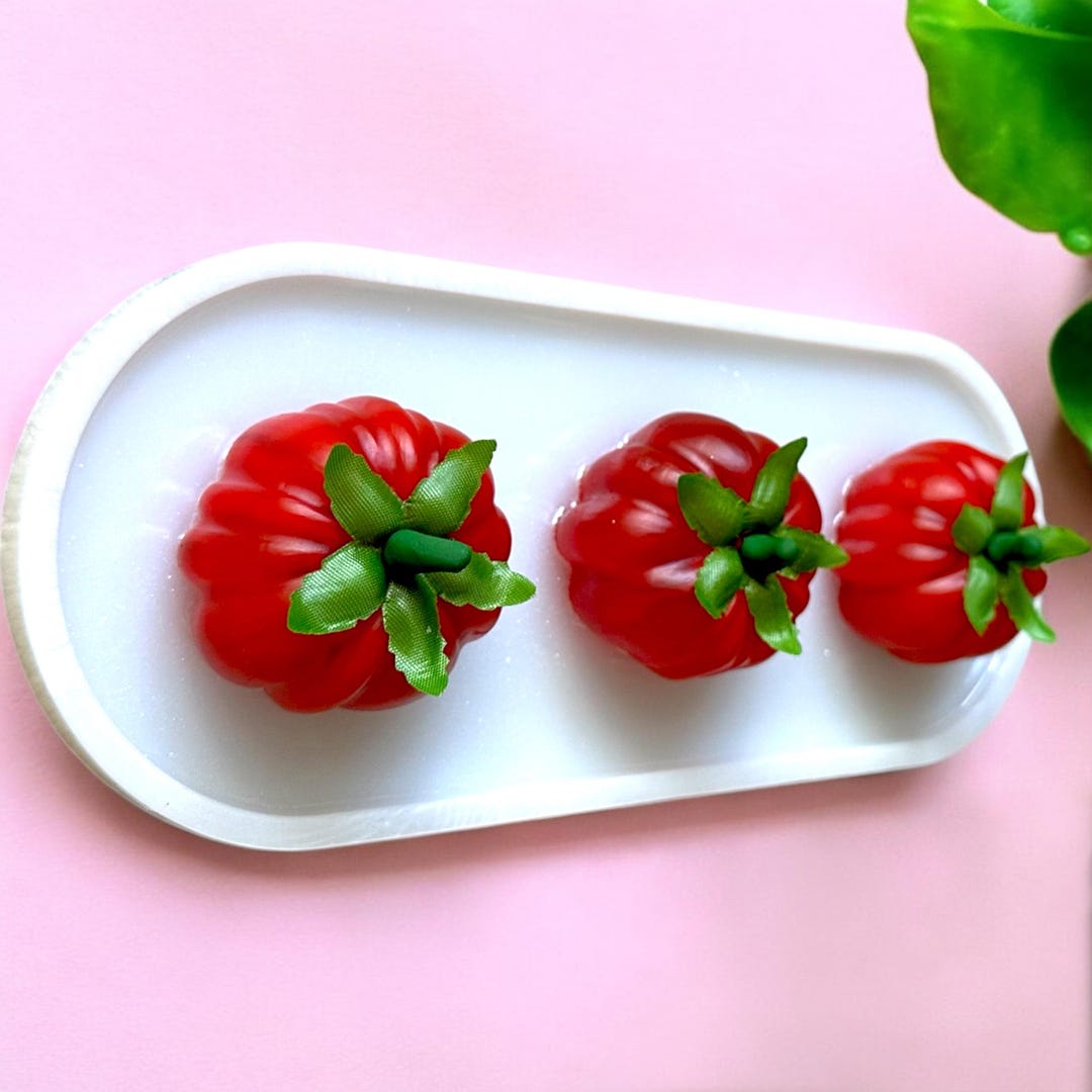 HEIRLOOM TOMATO Sculpture Resin Wall Art/ Realistic Fake Food /life ...