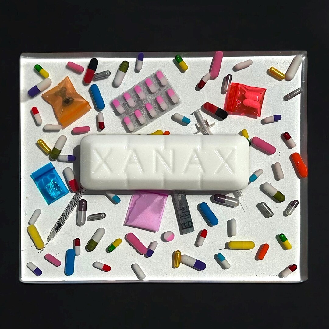 GIANT XANAX and Pills 3D Wall Art/ HUGE Pill/ Pill Resin Wall Art/ Wall ...