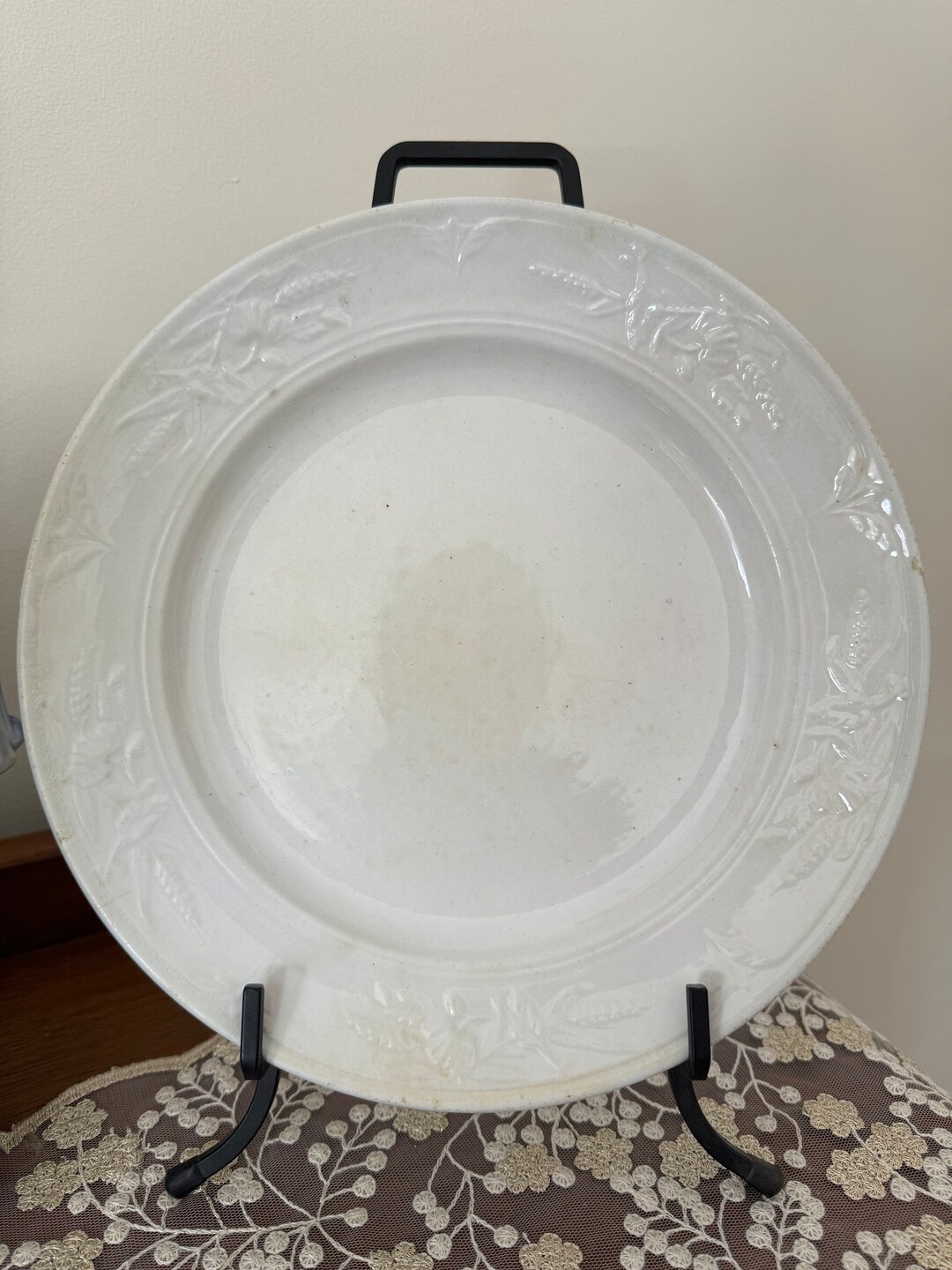 Prairie Flower Shape Antique White Ironstone Dinner Plate, Farmhouse ...