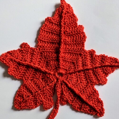 Maple Leaf PDF Crochet Pattern Coaster or Bookmark - Etsy