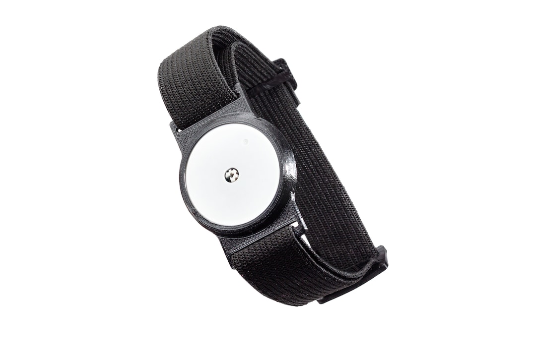 Freestyle Libre Sensor Armband for Protecting Your Freestyle Libre ...