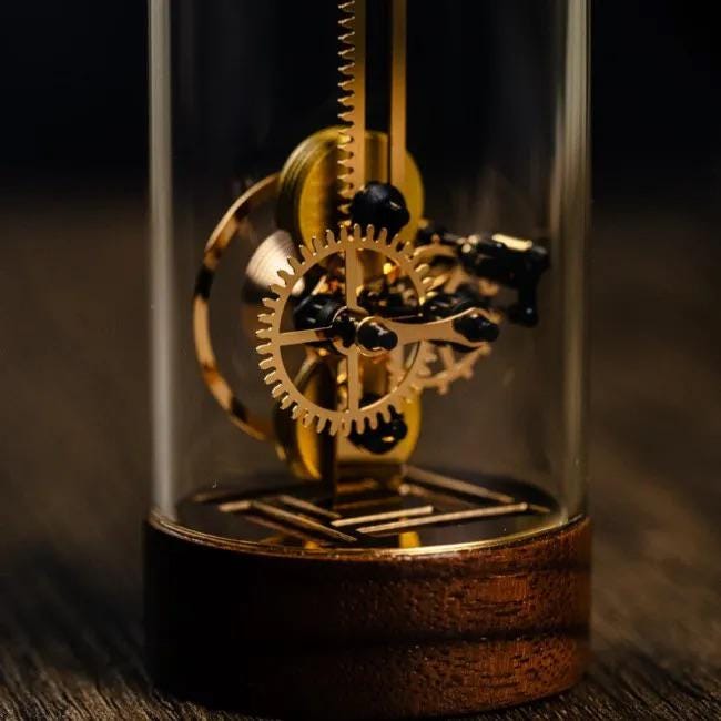 Oscilloglass Mechanical Hourglass Mesmerising Desk Toy, 3 Minute Timer ...