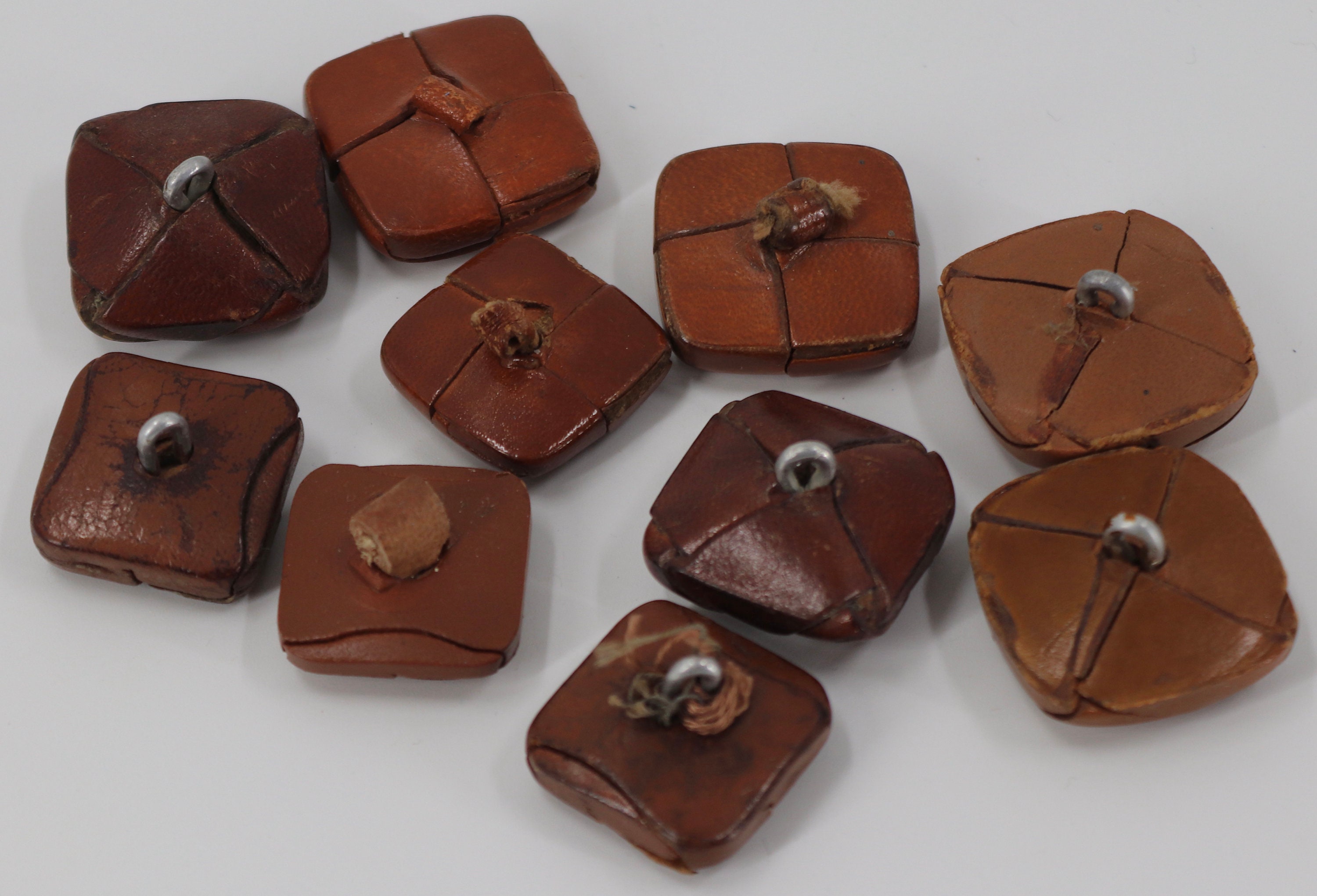 10 Antique Leather Buttons - Etsy