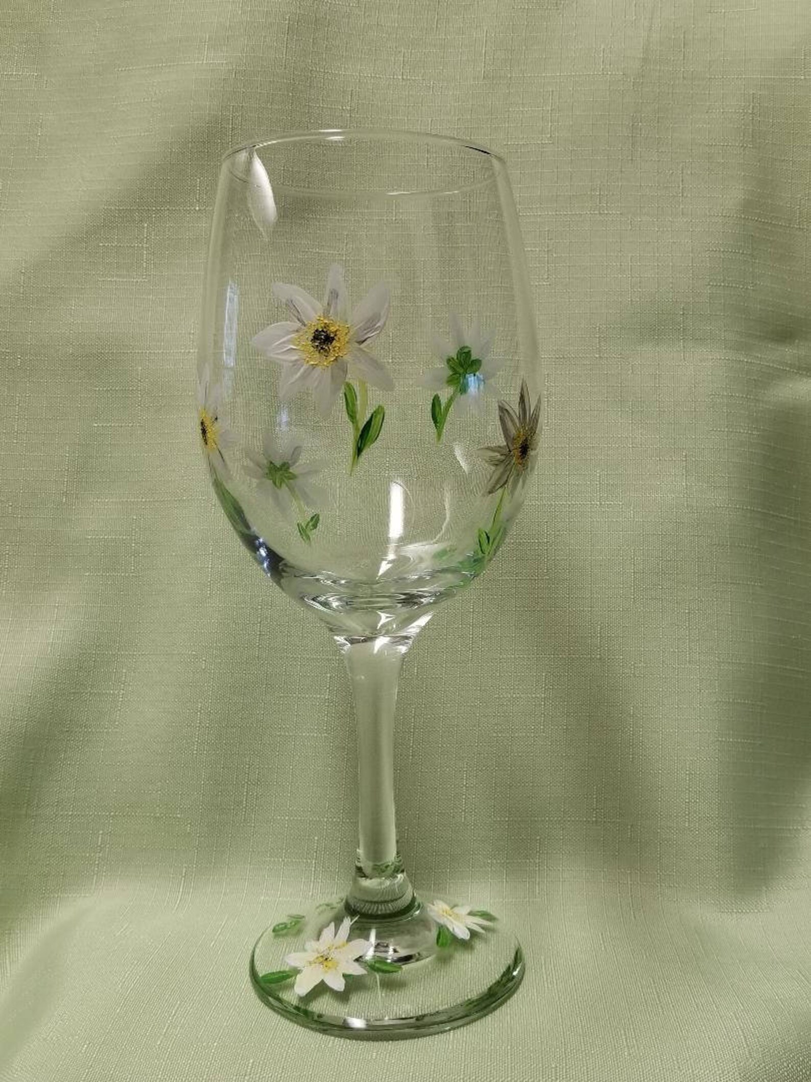 Hand painted wine glasses | Etsy