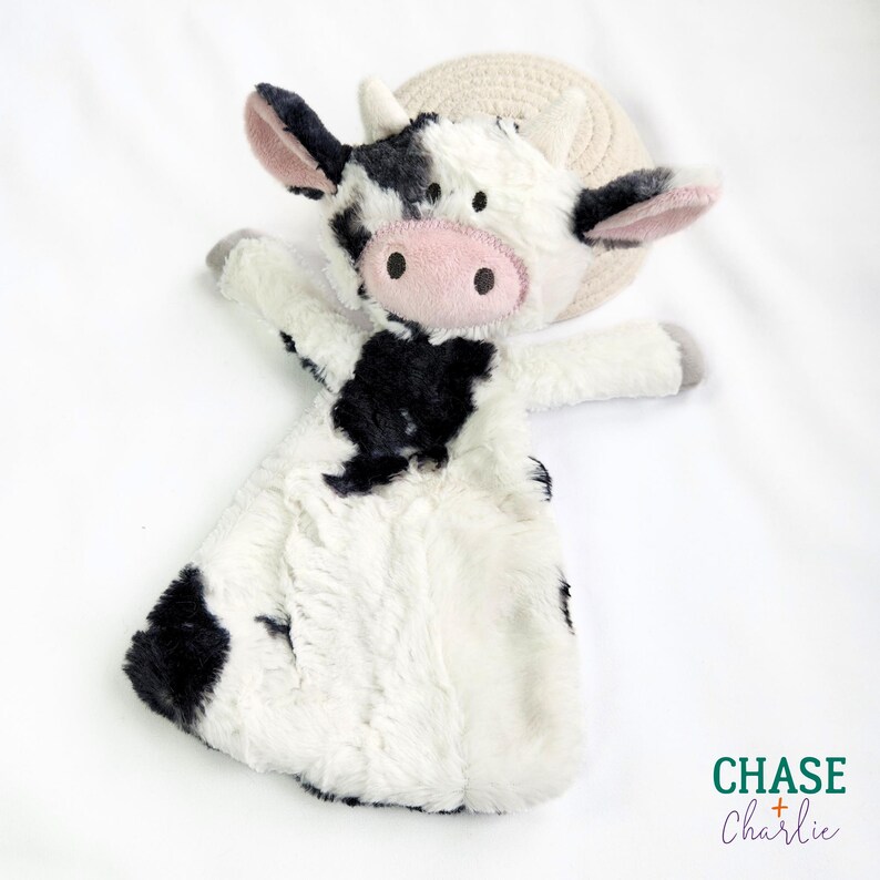 Premium ITH Pattern: Flat Lovey Cow - Etsy