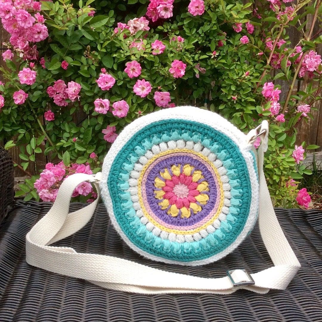 Summer Crochet Round Bag, Mandala Cross Body Purse, Crochet Lined Bag ...