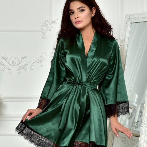 Emerald Green Satin Robe With Black Lace Bridesmaid Kimono - Etsy UK