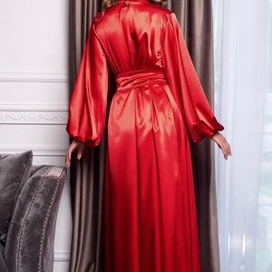 Red Bridesmaid Robe Long Satin Kimono Robe for Bride Maxi Boudoir ...