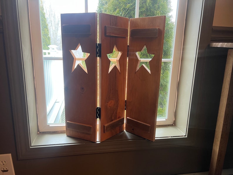 Trifold Rustic Farmhouse Shutter - Etsy